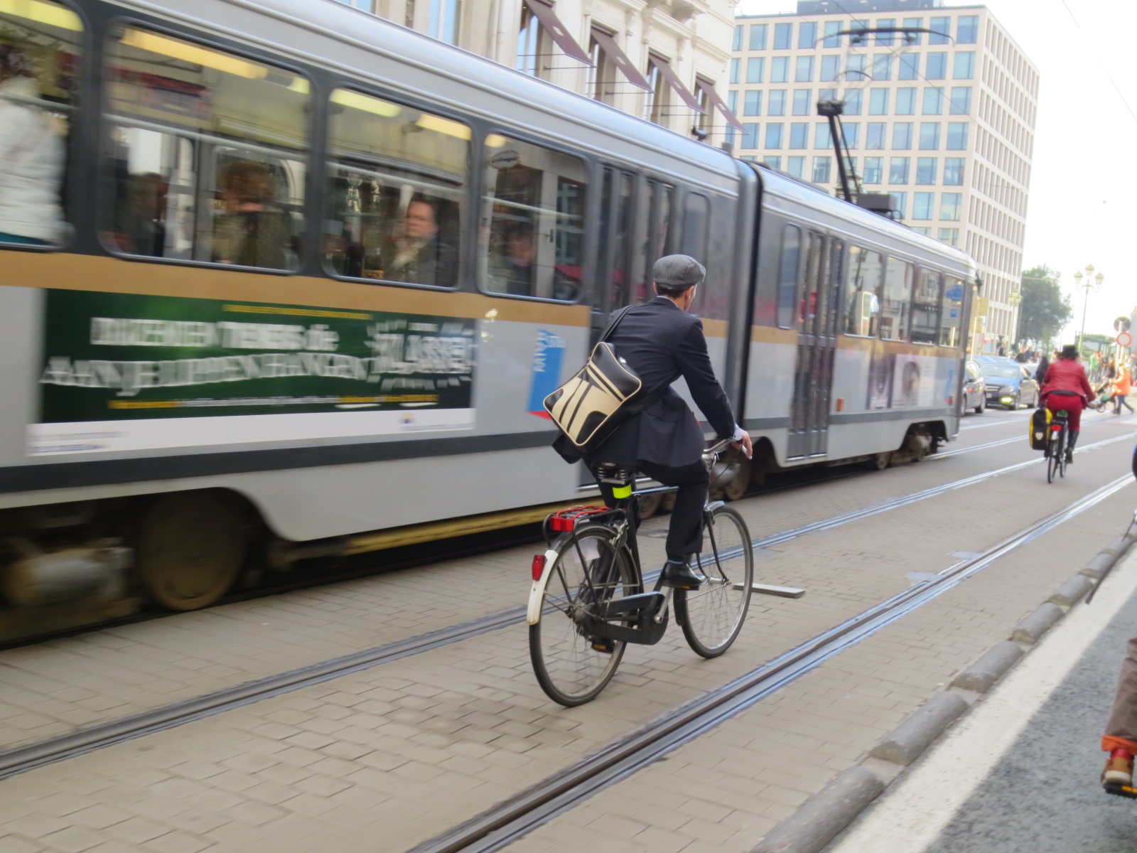 Règles de positionnement du cycliste dans le trafic – Pro Velo